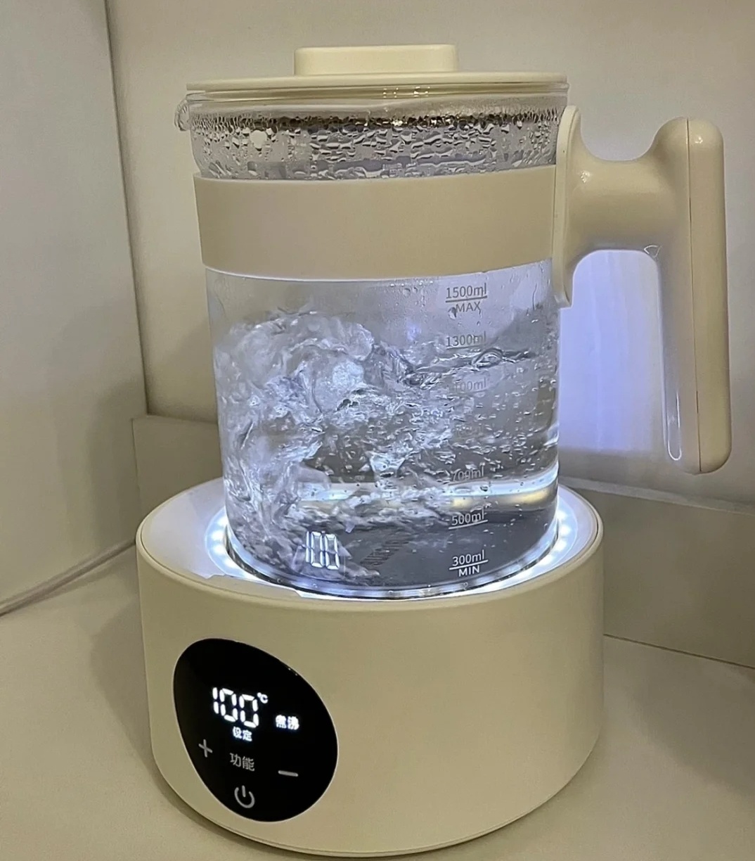 Why do Chinese Drink Hot Water? Exploring Its Surprising Benefits