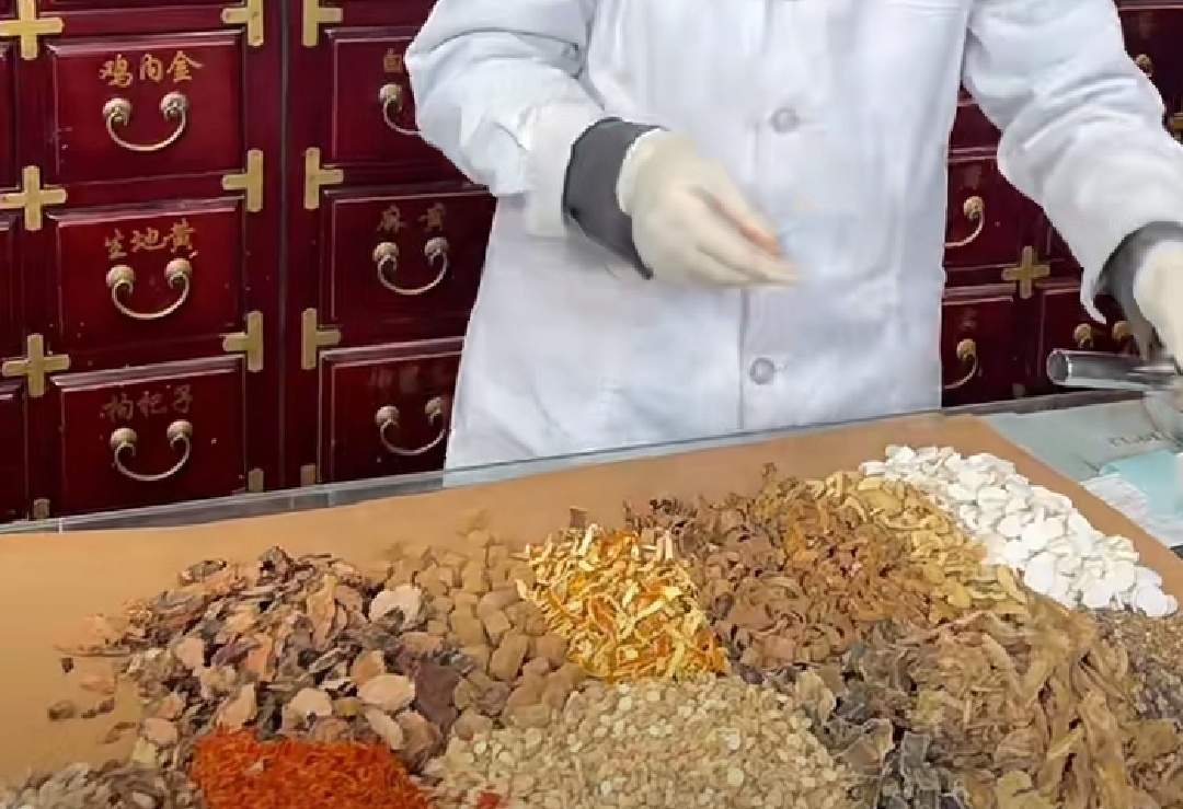 Why Chinese Eat Everything?