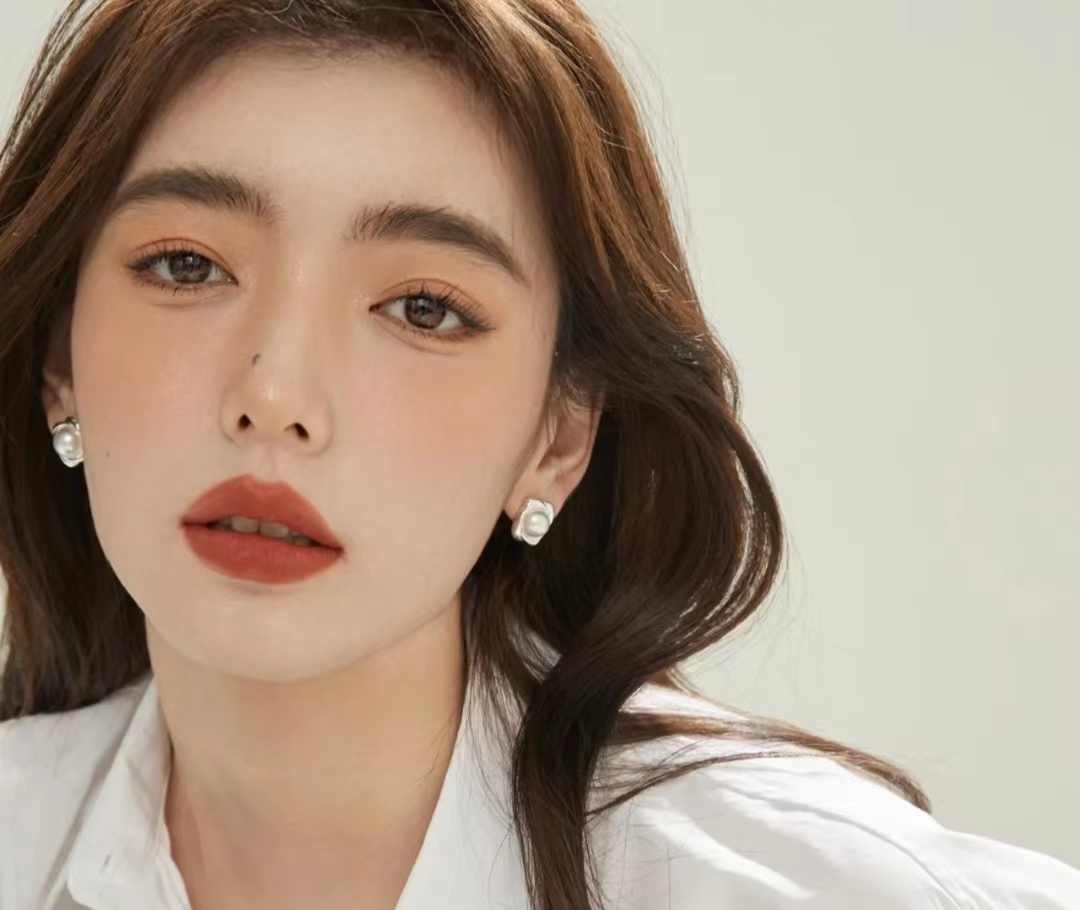 What Is Douyin Makeup? Everything You Need To Know (2026)